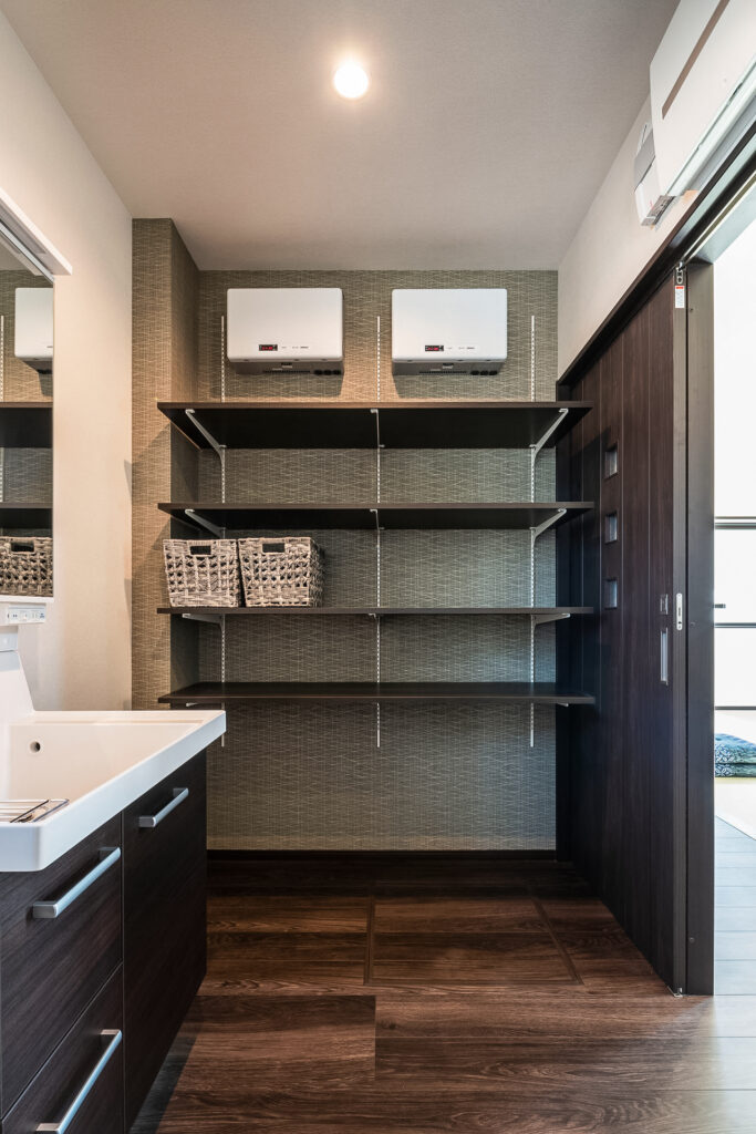 座で暮らす家 – 418BASE 昇高建設